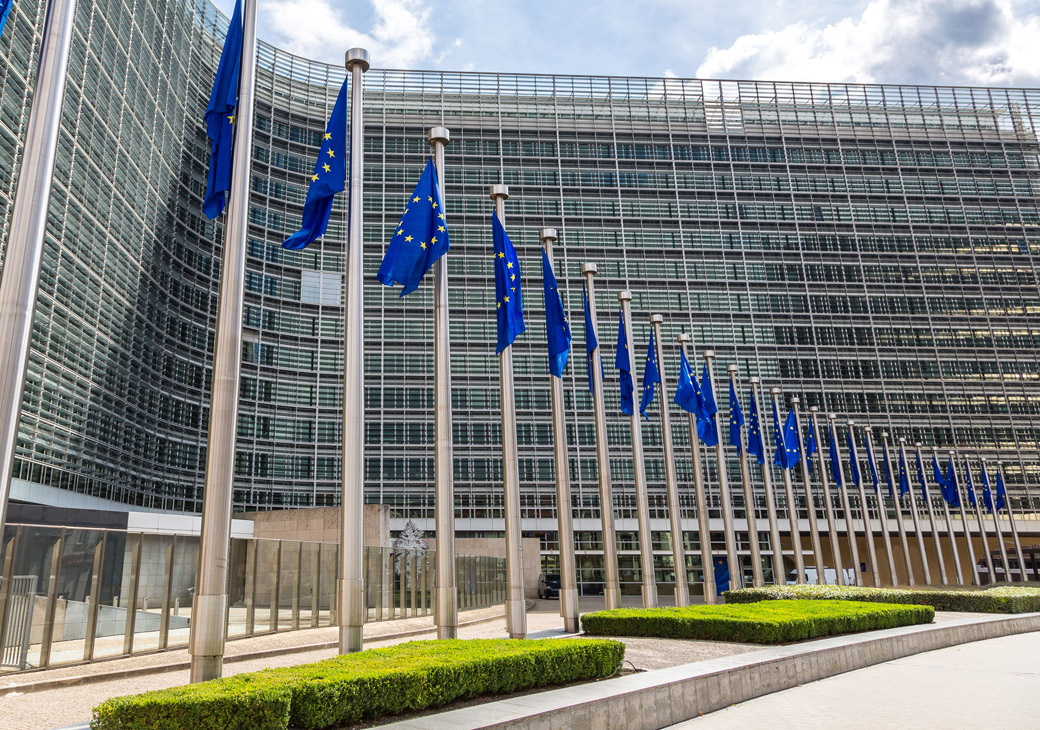 EU Kommissionen forventer en stigning på 0,6 pct. i EU-27 produktionen ...